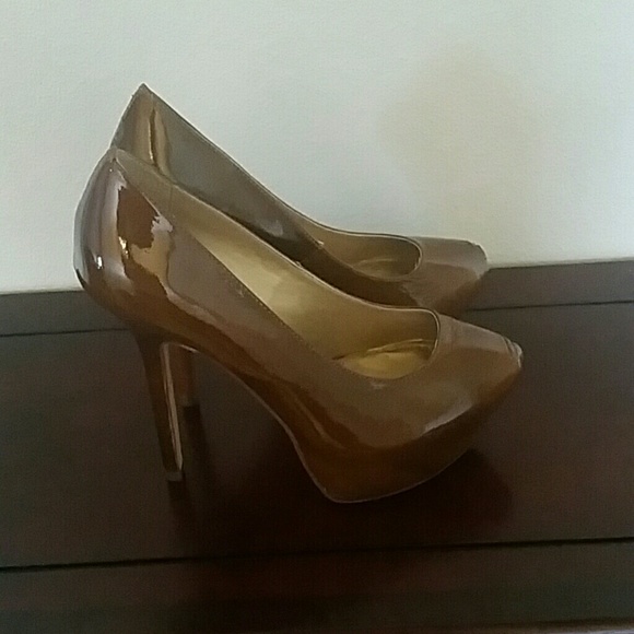 Report Signature | Shoes | Report Signature | Poshmark